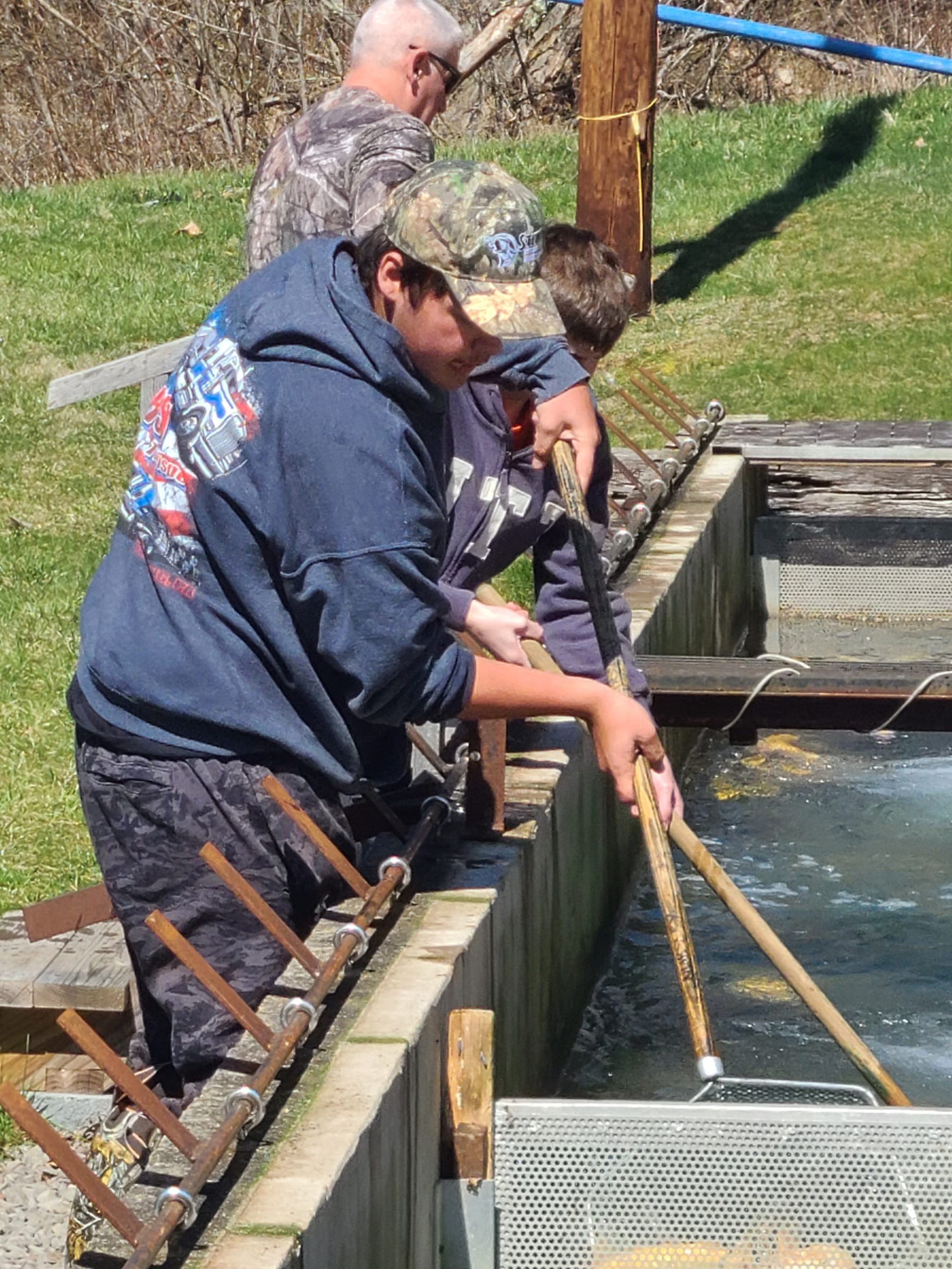 031 Steve Neiswonger at unknown fish hatchery | Visit PA Great Outdoors