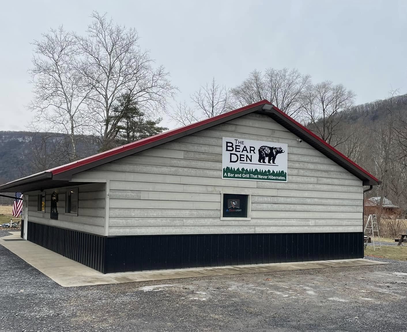Bear Den Outside-2 | Visit PA Great Outdoors