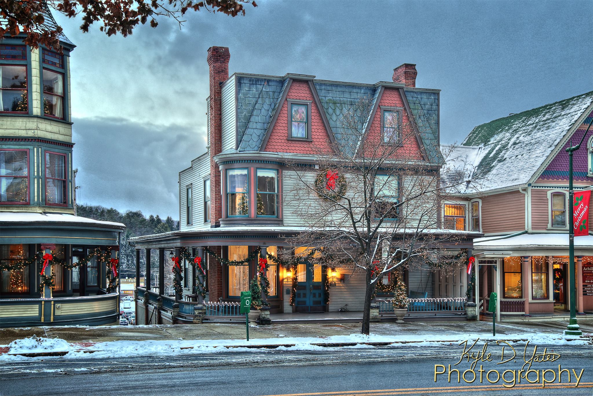 Brookville Main Street Christmas Decor Carrier House winter – Kyle ...