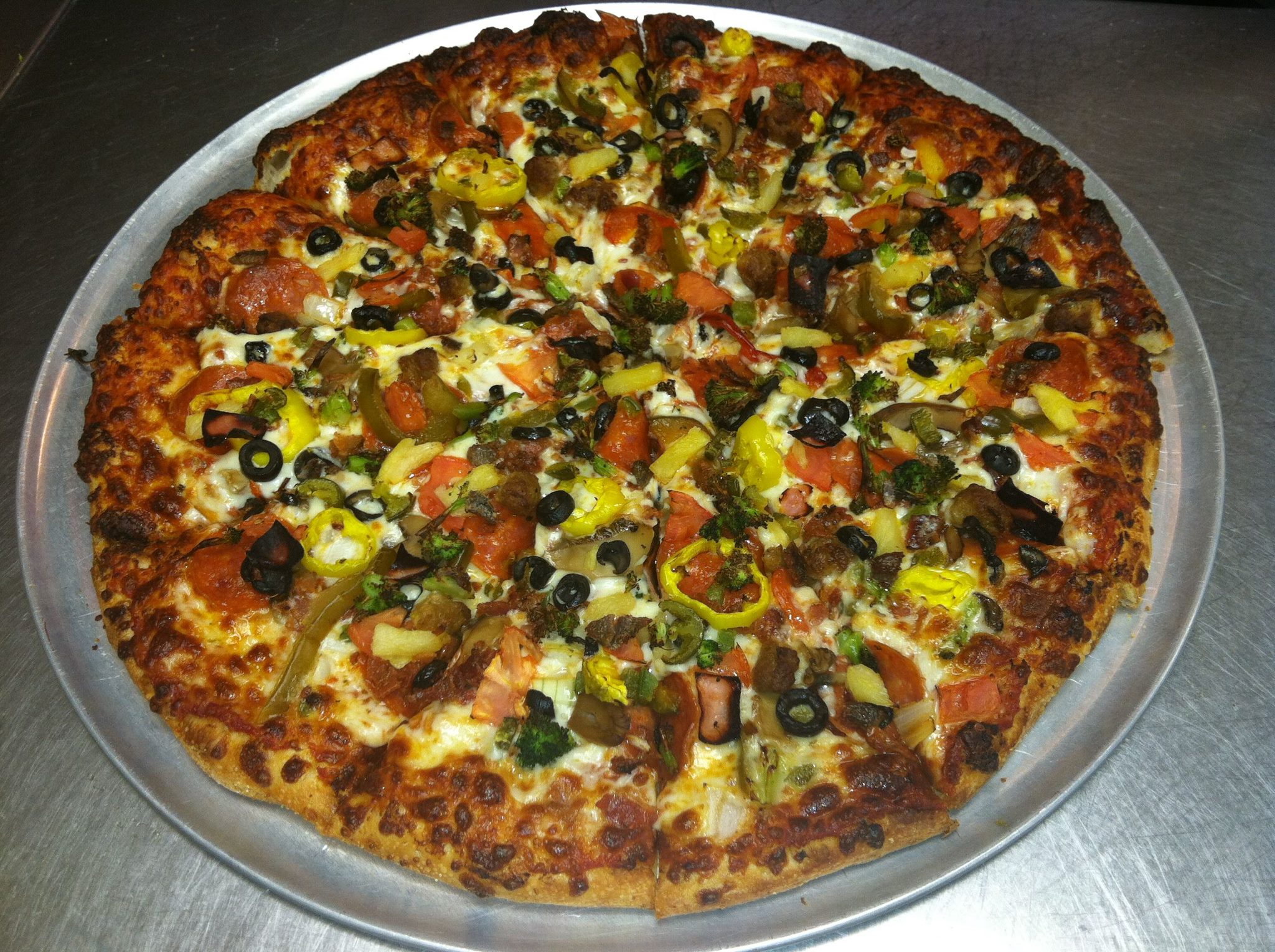 Foxs Pizza Ridgway loaded Pizza | Visit PA Great Outdoors