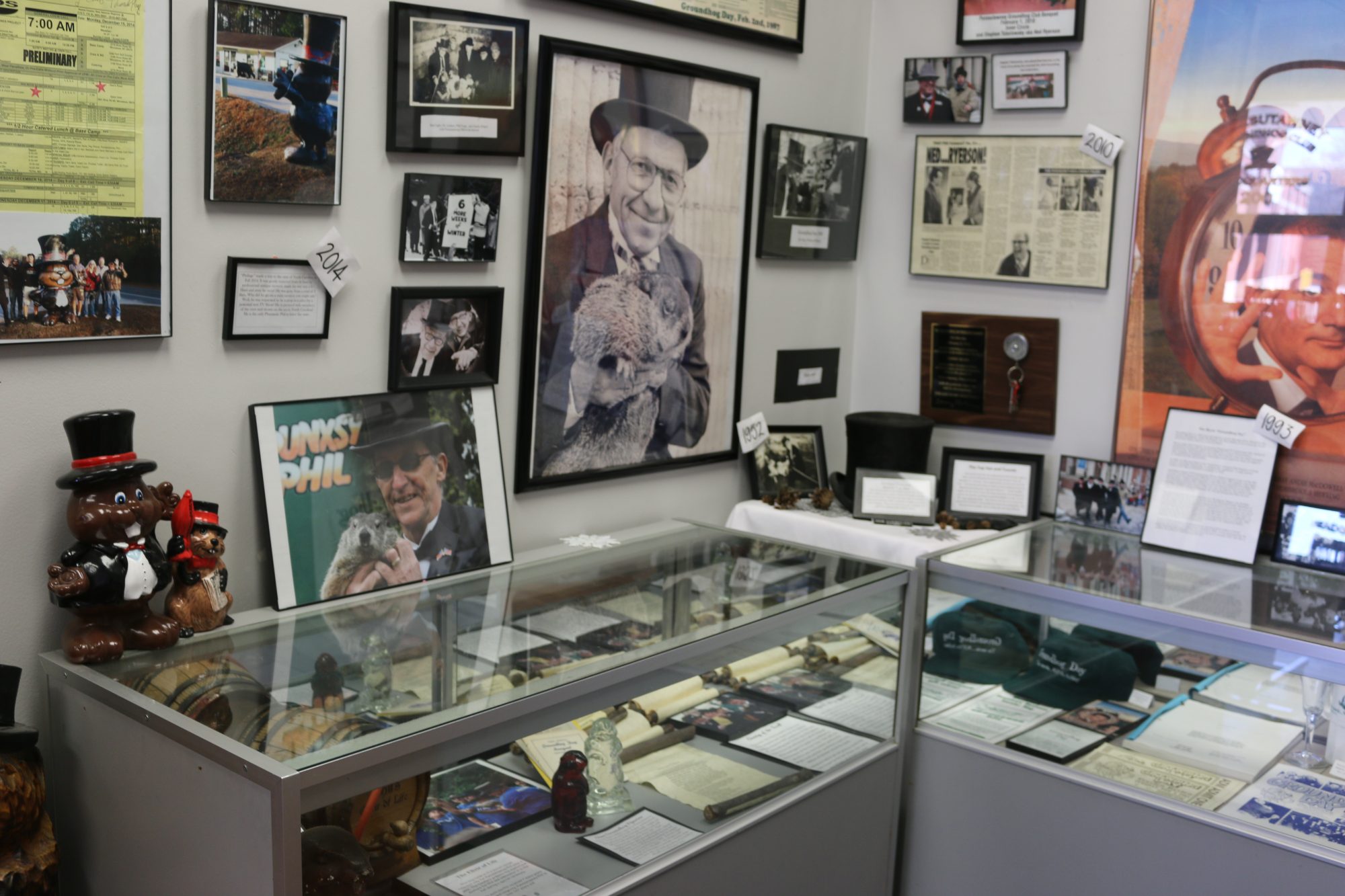 Groundhog CLub glass counter | Visit PA Great Outdoors