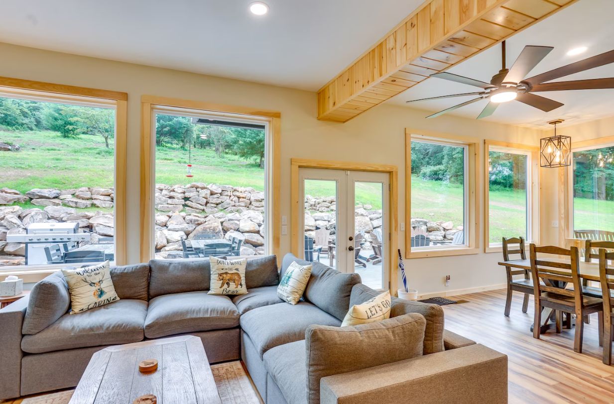 Resting Eagle Cabin | Visit PA Great Outdoors