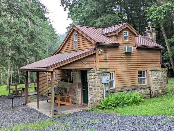 Storybook Cabin | Visit PA Great Outdoors