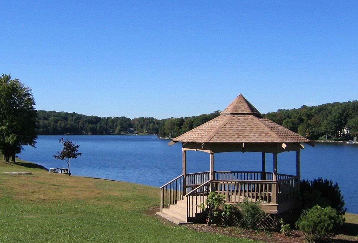 Treasure Lake gazebo | Visit PA Great Outdoors