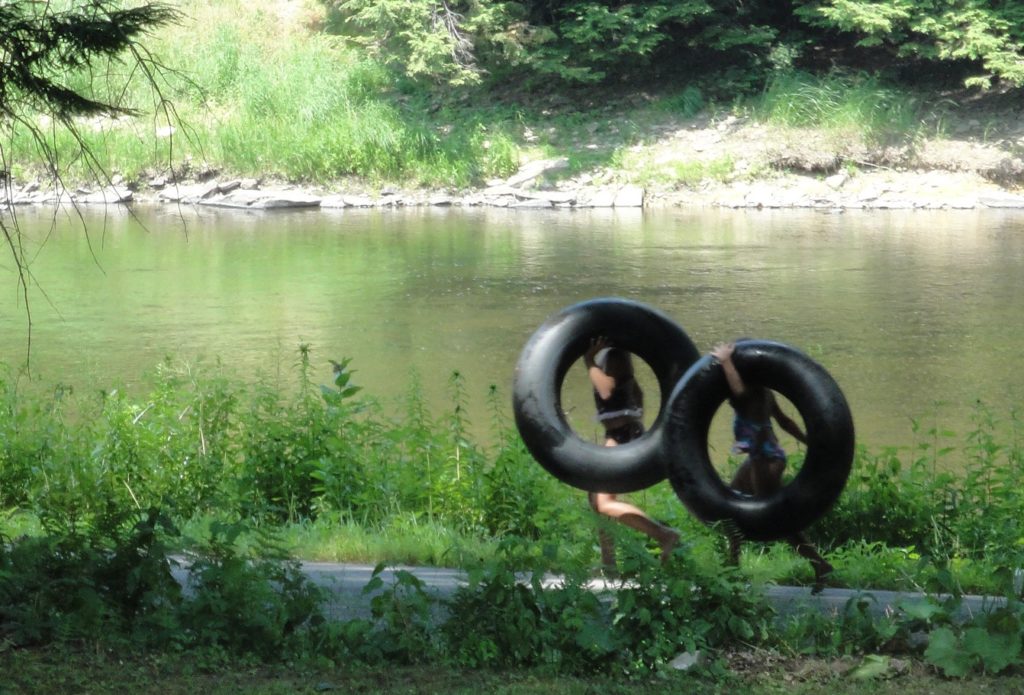Tubbing to river crop | Visit PA Great Outdoors