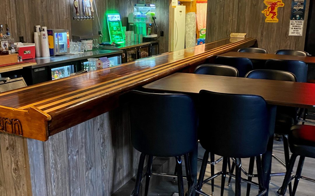 Tubbys Tavern bar 2 | Visit PA Great Outdoors