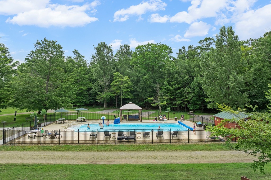 Forest Ridge Pool | Visit PA Great Outdoors